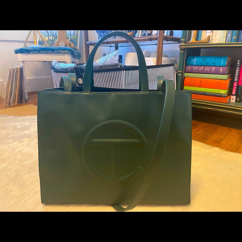 Rare Emerald Green Medium Telfar Tote - Gem